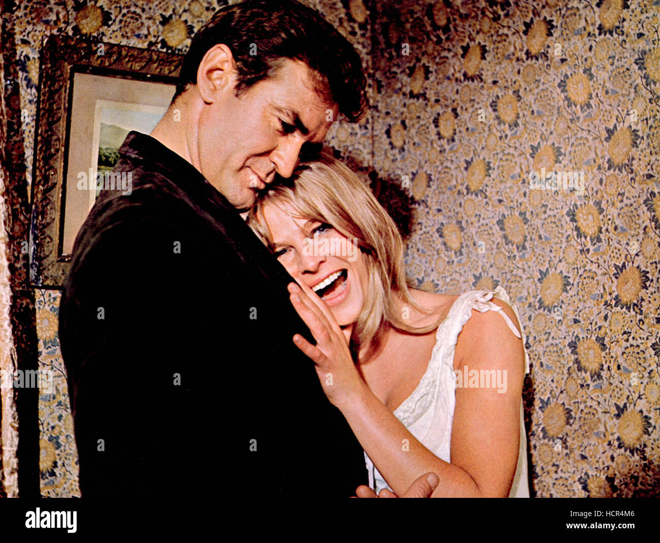 YOUNG CASSIDY, Rod Taylor, Julie Christie, 1965 Stock Photo - Alamy