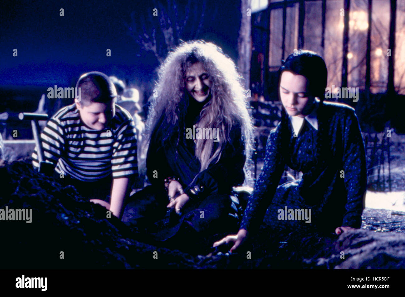ADDAMS FAMILY VALUES, Jimmy Workman, Carol Kane, Christina Ricci, 1993 ...