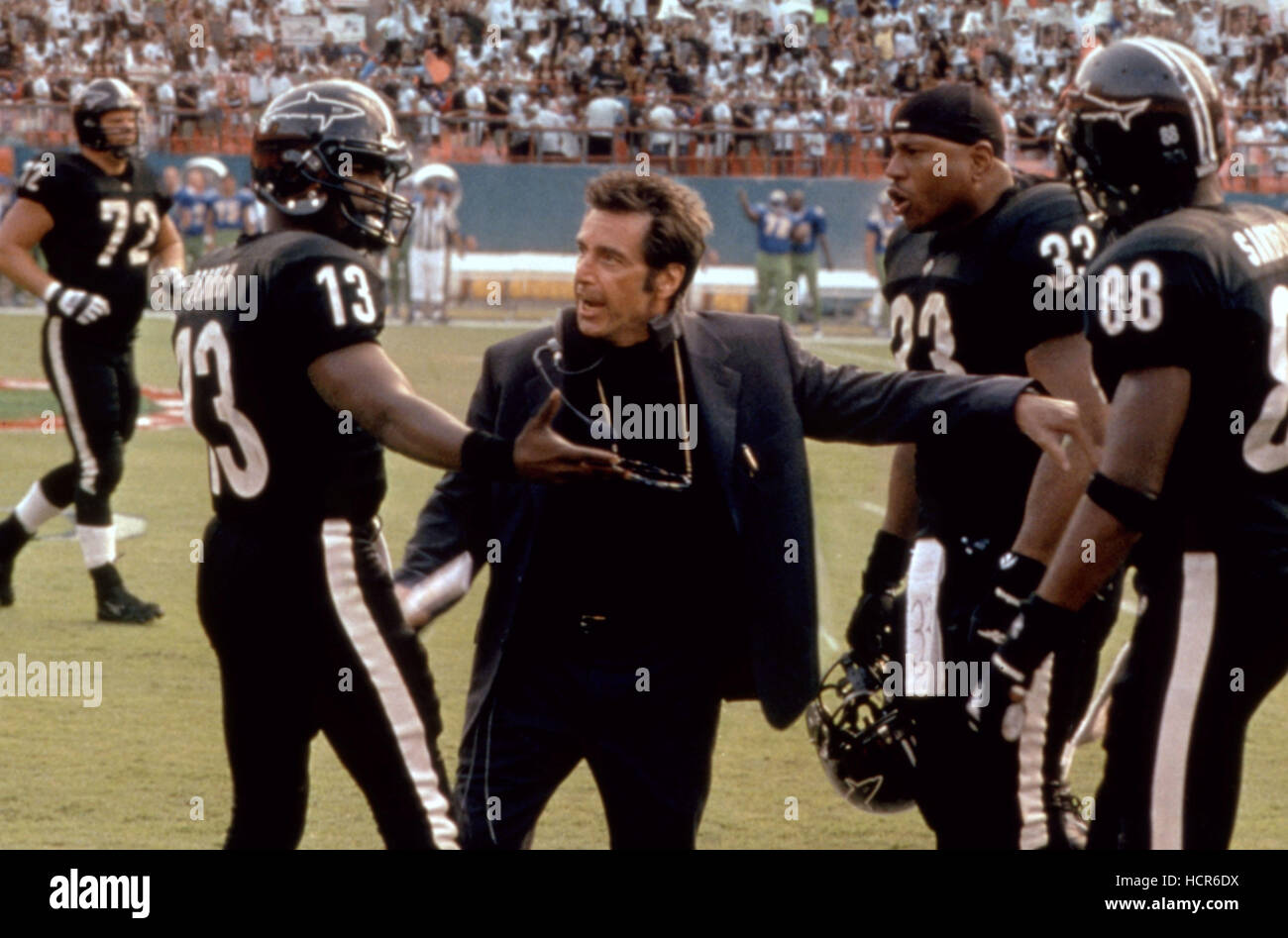 ANY GIVEN SUNDAY, Al Pacino (center, pointing), 1999. ©Warner Bros ...