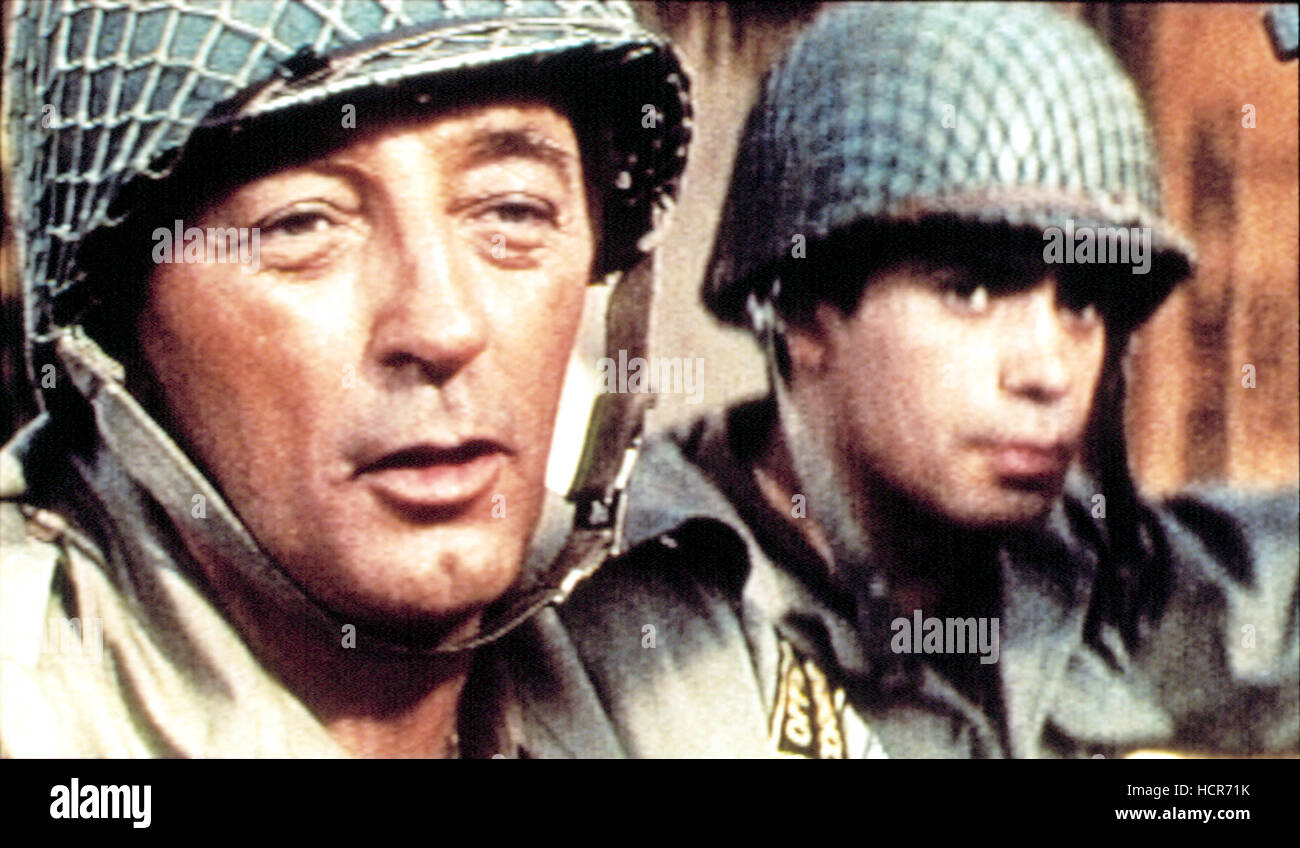 ANZIO, Robert Mitchum, Reni Santoni, 1968 Stock Photo - Alamy