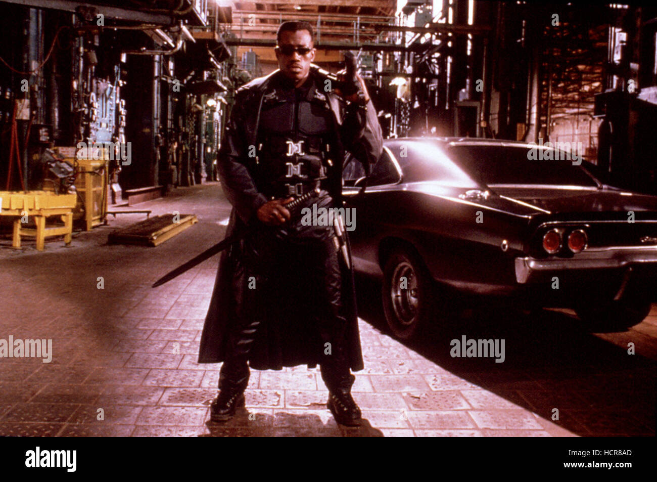 BLADE, Wesley Snipes, 1998, sword Stock Photo - Alamy