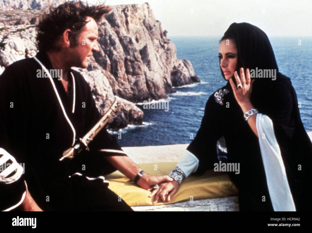BOOM, Richard Burton, Elizabeth Taylor, 1968 Stock Photo - Alamy