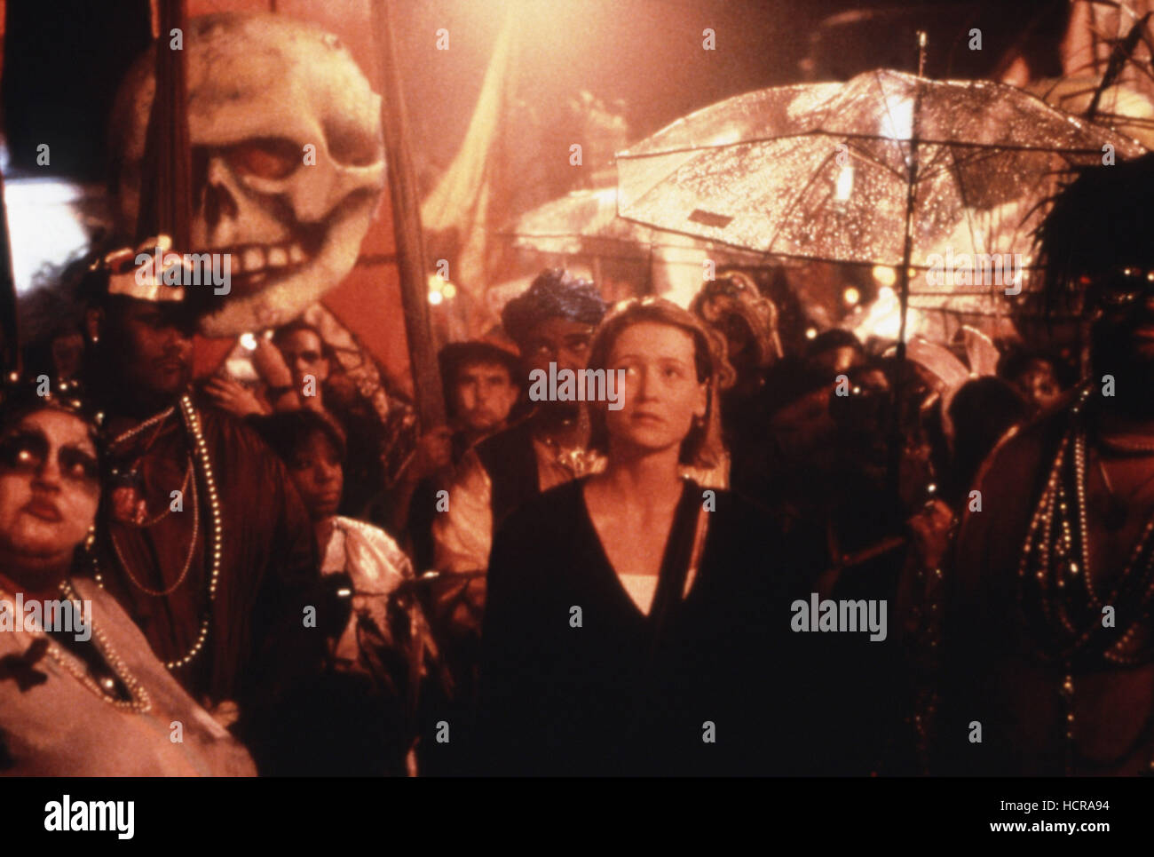 CANDYMAN: FAREWELL TO THE FLESH, Kelly Rowan (center), 1995, © Gramercy ...