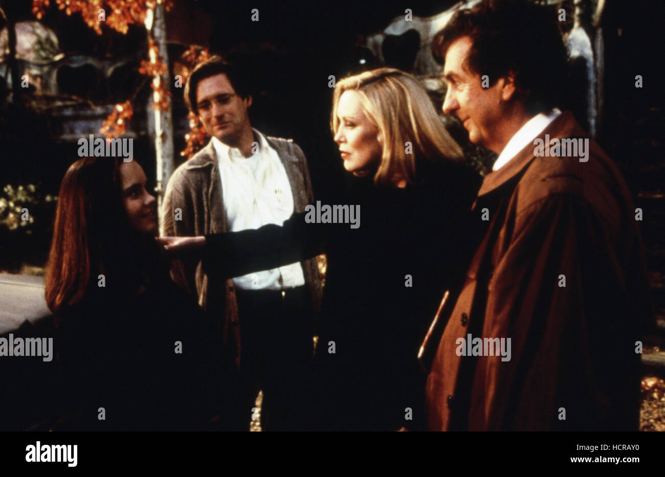 CASPER, Christina Ricci, Bill Pullman, Cathy Moriarty, Eric Idle, 1995 ...