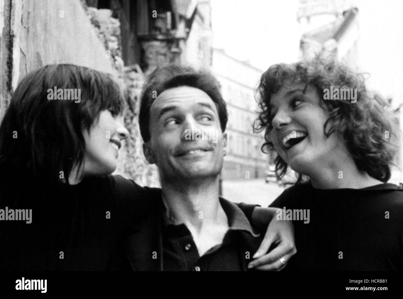 Juliet Berto, director Jacques Rivette, Dominique Labourier on the set ...