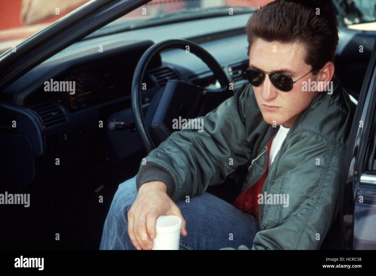 COLORS, Sean Penn, 1988 Stock Photo - Alamy