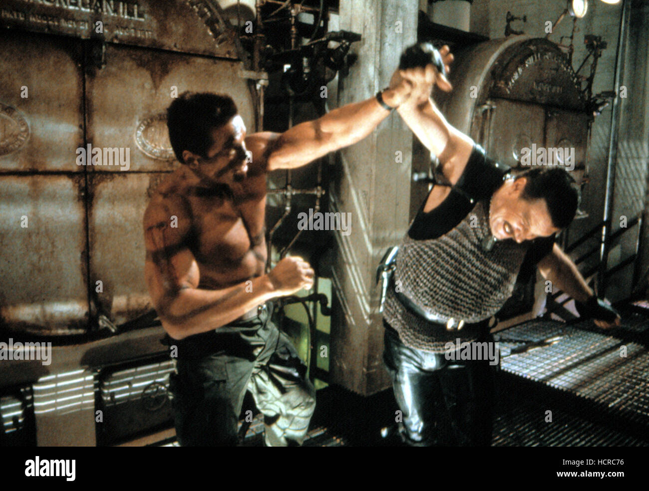 COMMANDO, Arnold Schwarzenegger (left), Vernon Wells, 1985, TM ...