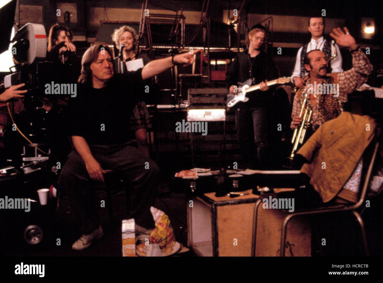 THE COMMITMENTS, director Alan Parker, Maria Doyle, Angeline Ball (both ...