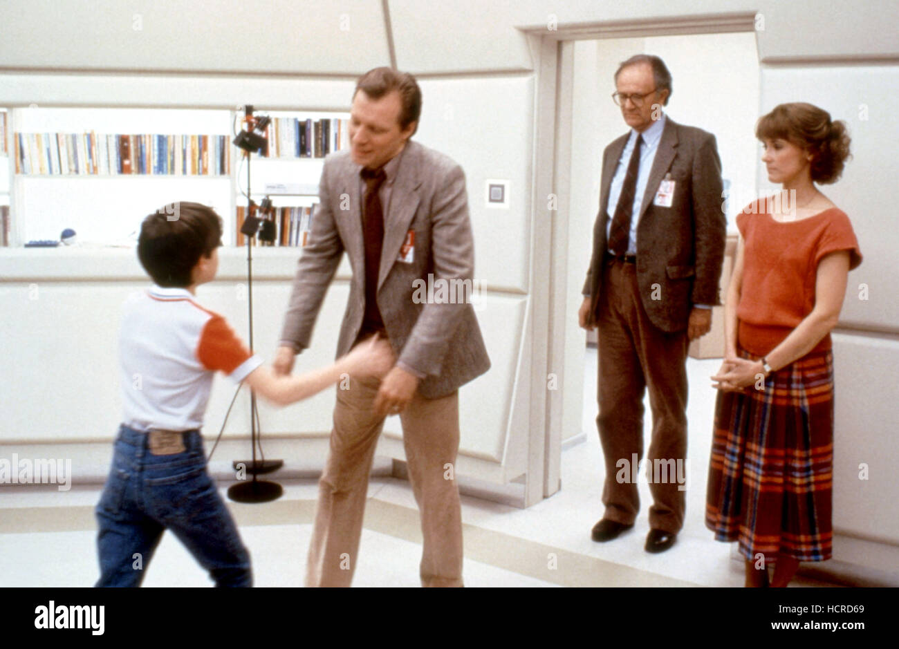 Beth And Daryl Holding Hands