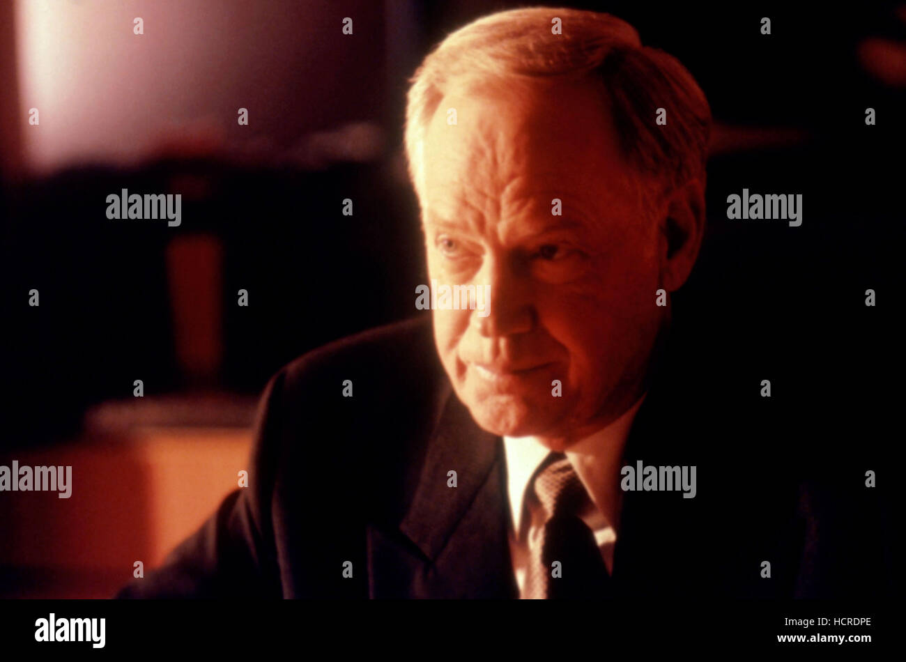 DEEP BLUE SEA, Ronny Cox, 1999, (c)Warner Bros./courtesy Everett ...