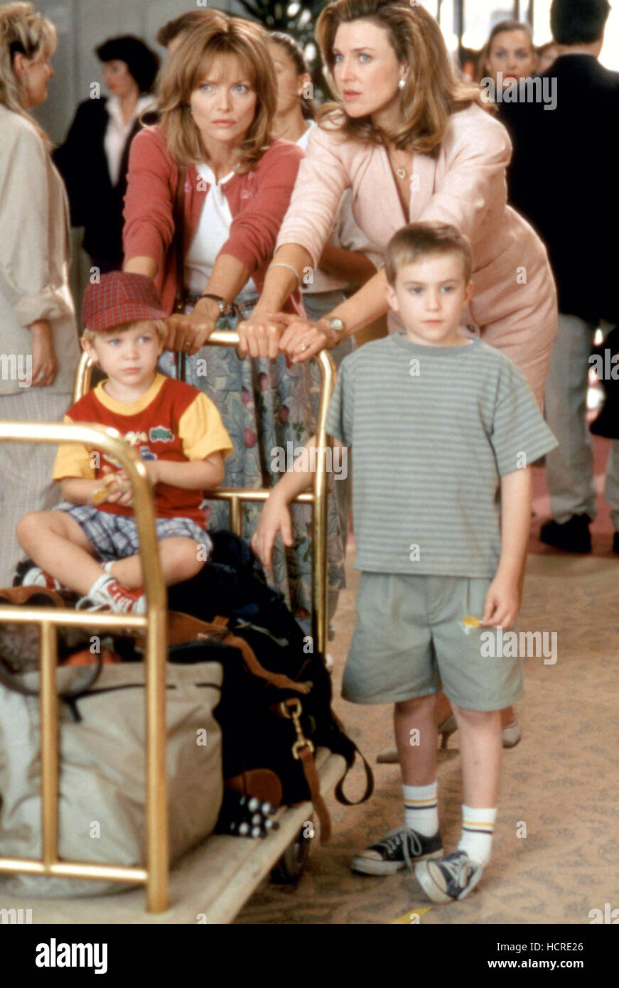 THE DEEP END OF THE OCEAN, Cory Buck, Michelle Pfeiffer, Brenda Strong ...