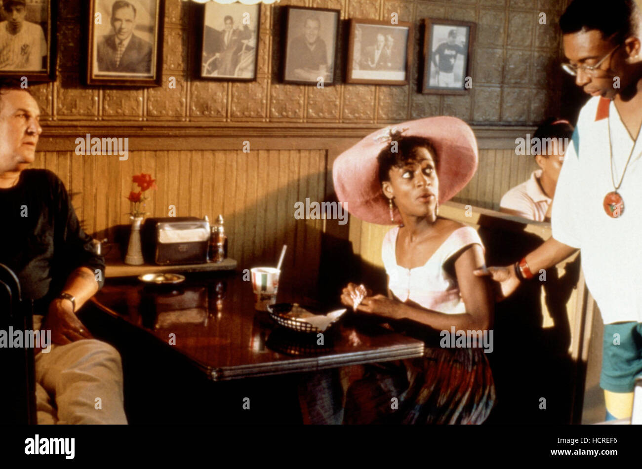 DO THE RIGHT THING, Danny Aiello, Joie Lee, Spike Lee, 1989 Stock Photo ...