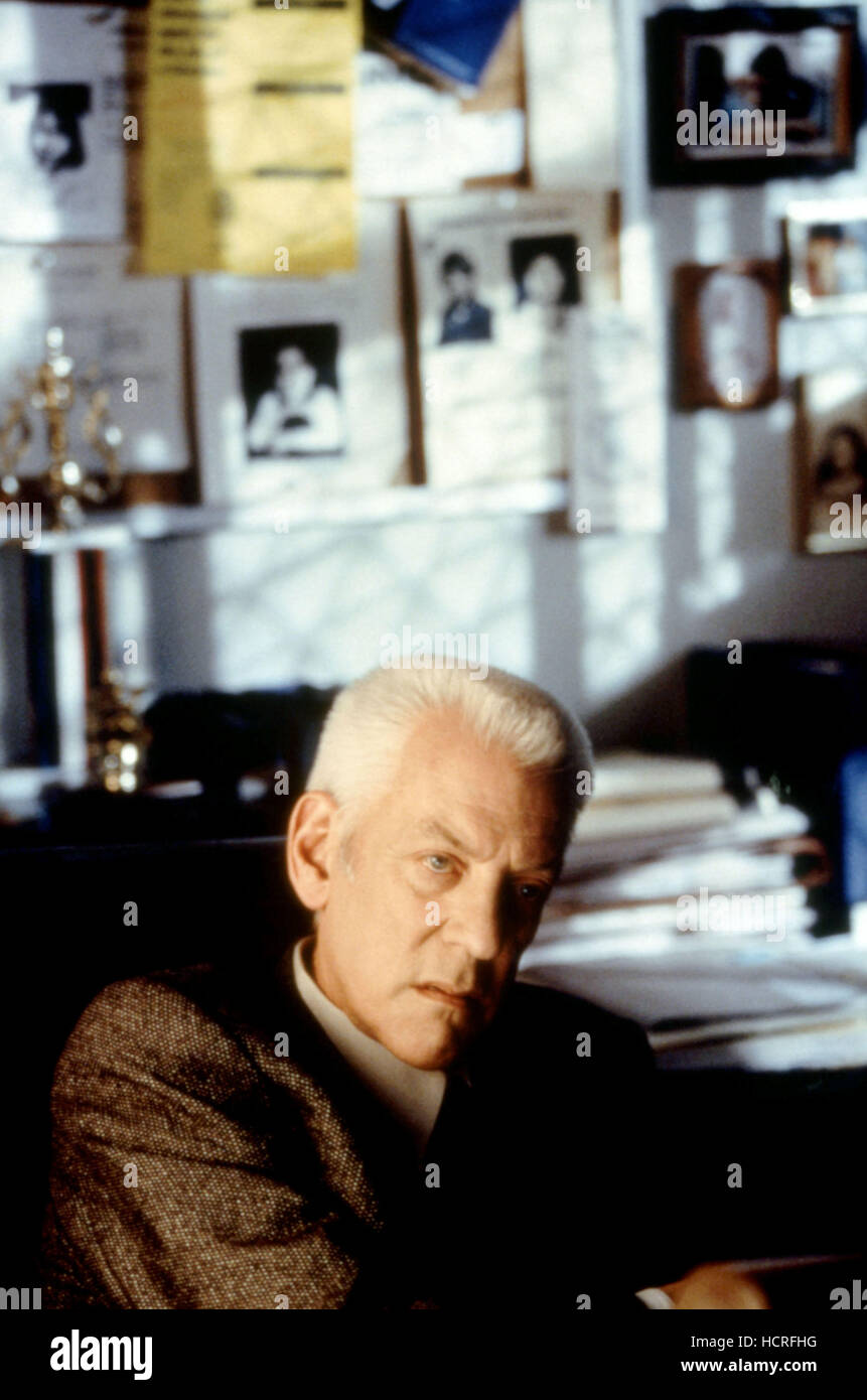 FALLEN, Donald Sutherland, 1998, (c)Warner Bros./courtesy Everett ...