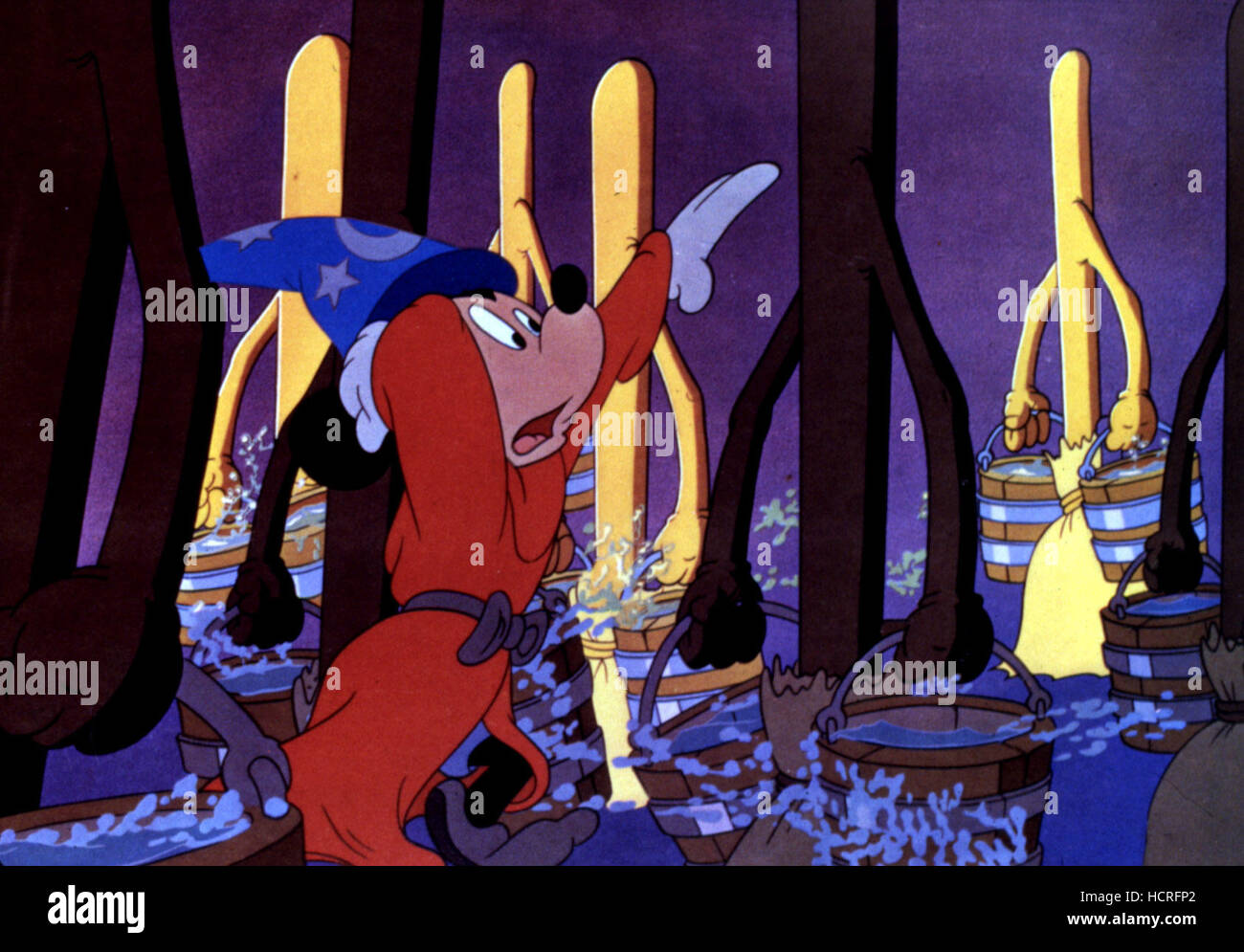 FANTASIA, Mickey Mouse, 1940. © Walt Disney / Courtesy: Everett ...