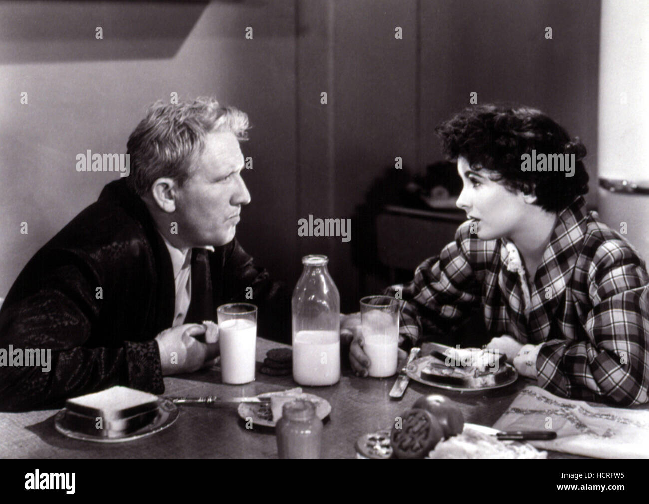 FATHER OF THE BRIDE, from left, Spencer Tracy, Elizabeth Taylor, 1950 ...