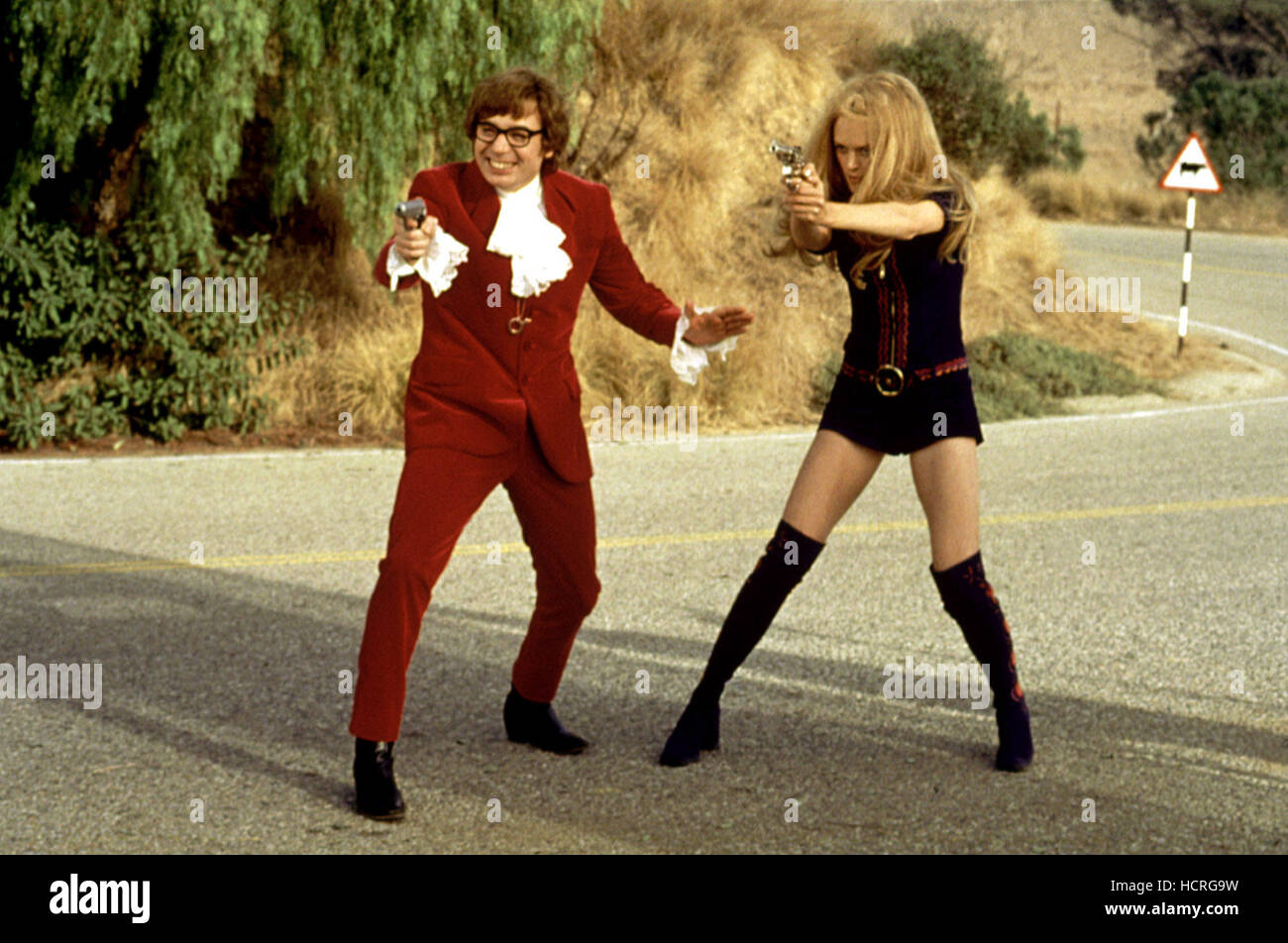AUSTIN POWERS 2 - THE SPY WHO SHAGGED ME, Mike Myers, Heather Graham ...