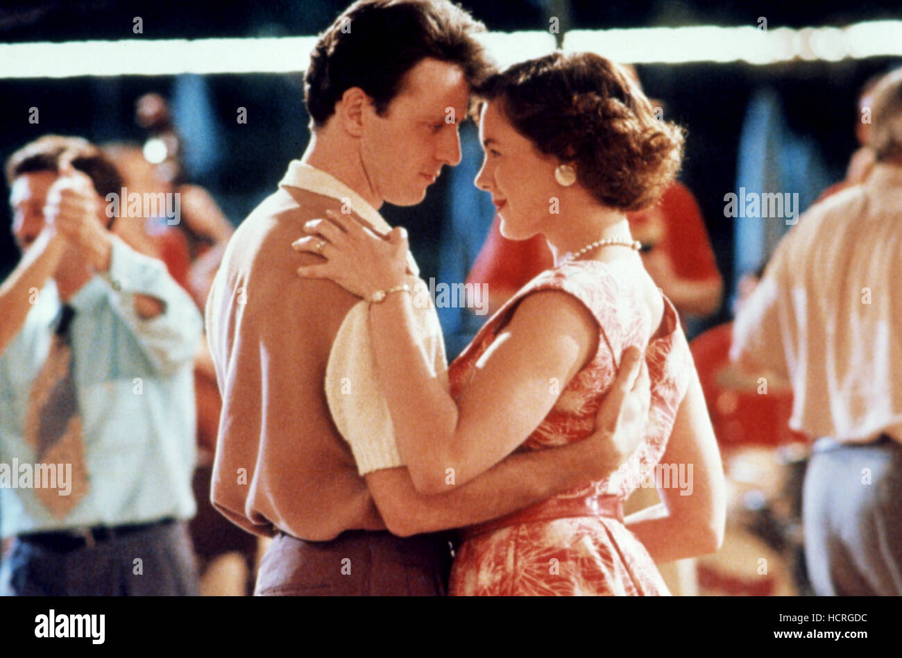 AVALON, Aidan Quinn, Elizabeth Perkins, 1990, (c)TriStar Pictures ...