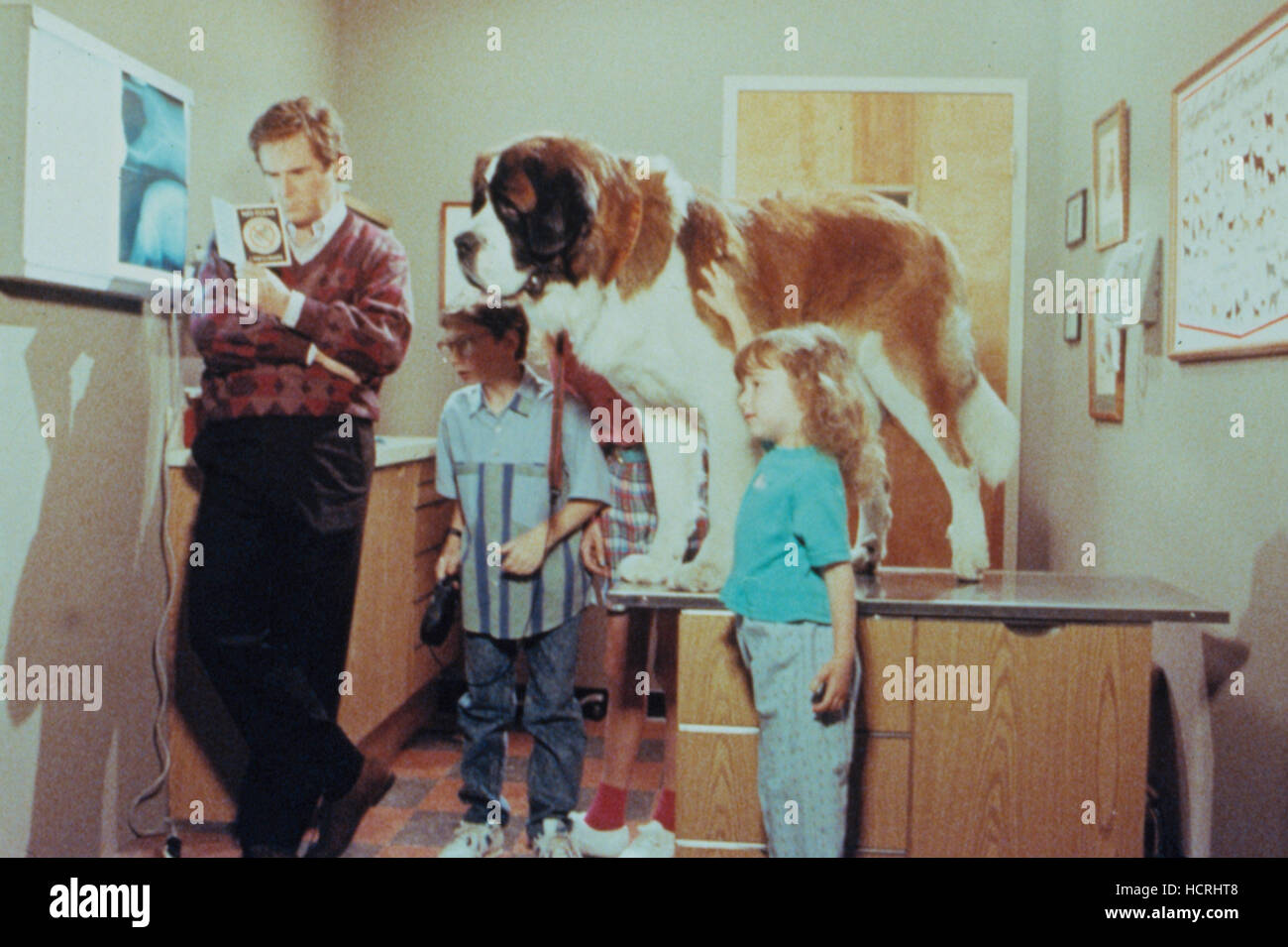 BEETHOVEN, Charles Grodin, Christopher Castile, Sarah Rose Karr, 1992 ...