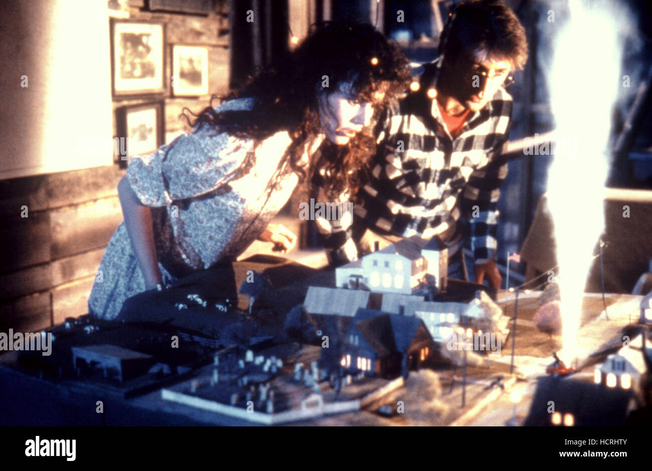 BEETLEJUICE, Geena Davis, Alec Baldwin, 1988. (c) Warner Bros ...