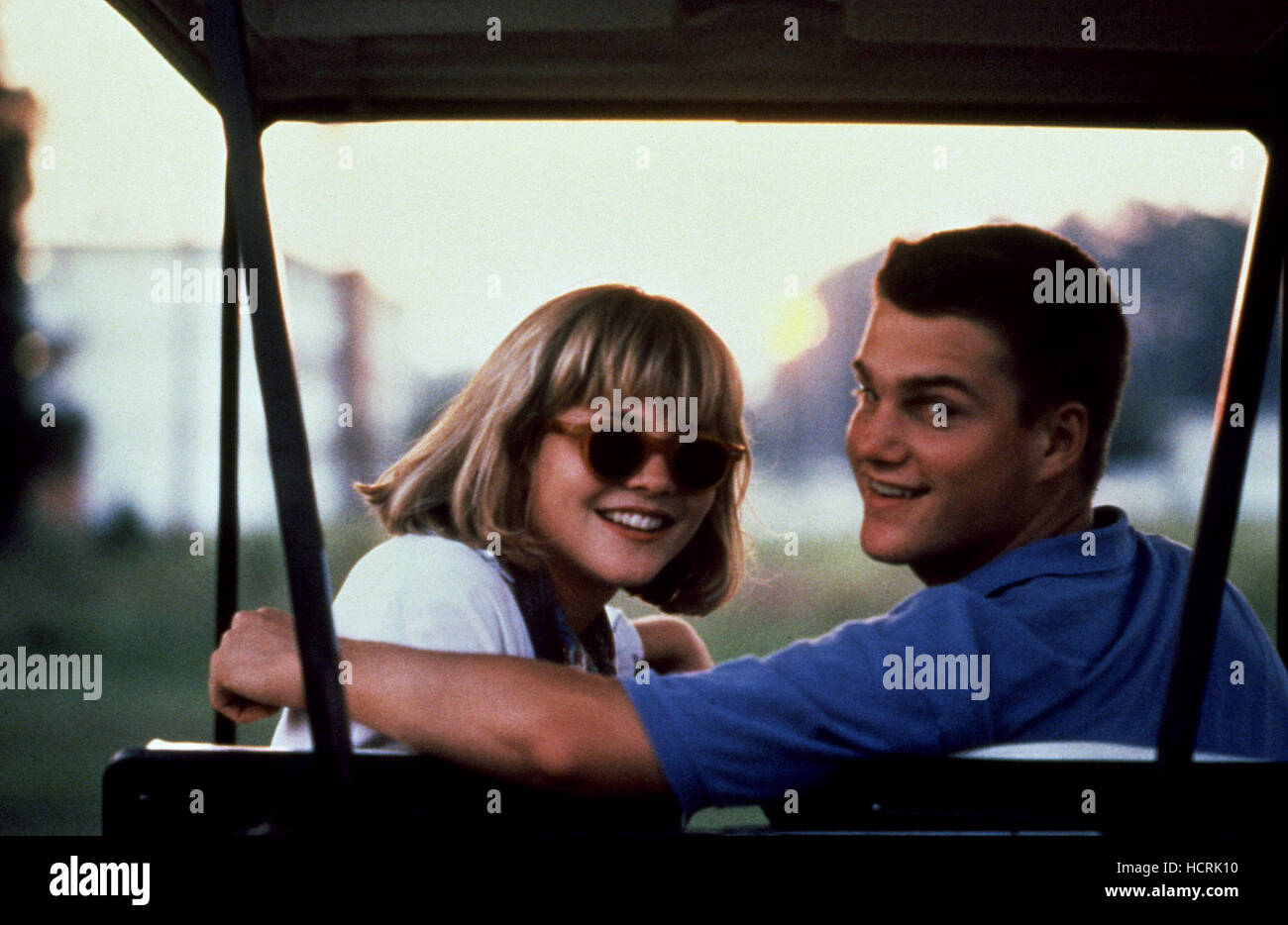 BLUE SKY, Amy Locane, Chris O'Donnell, 1994, sunglasses Stock Photo - Alamy