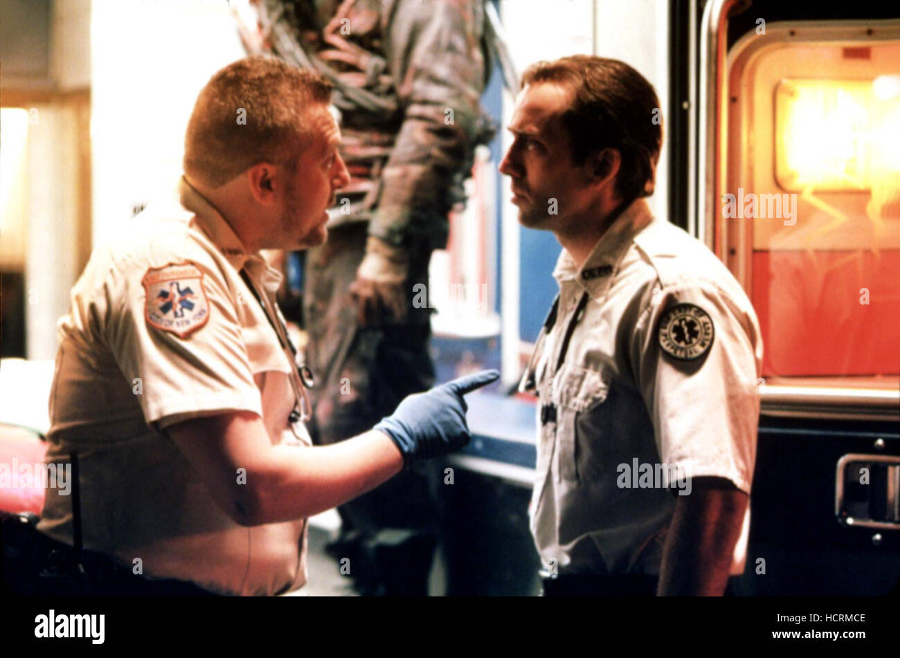 BRINGING OUT THE DEAD, Tom Sizemore, Nicolas Cage, 1999 Stock Photo - Alamy