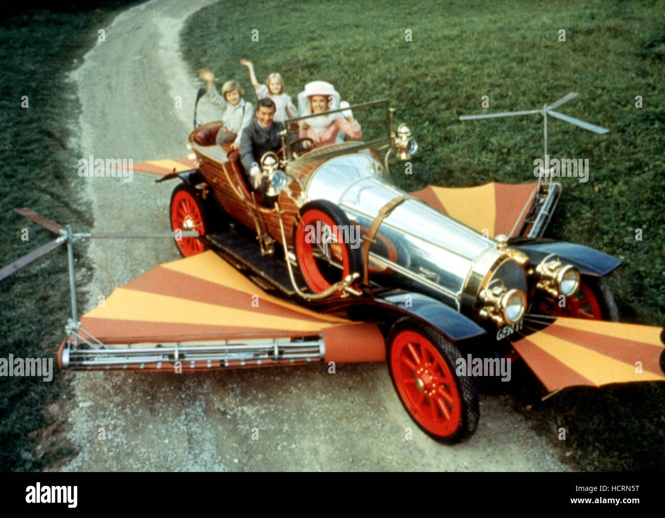 CHITTY CHITTY BANG BANG, Adrian Hall, Dick Van Dyke, Heather Ripley ...