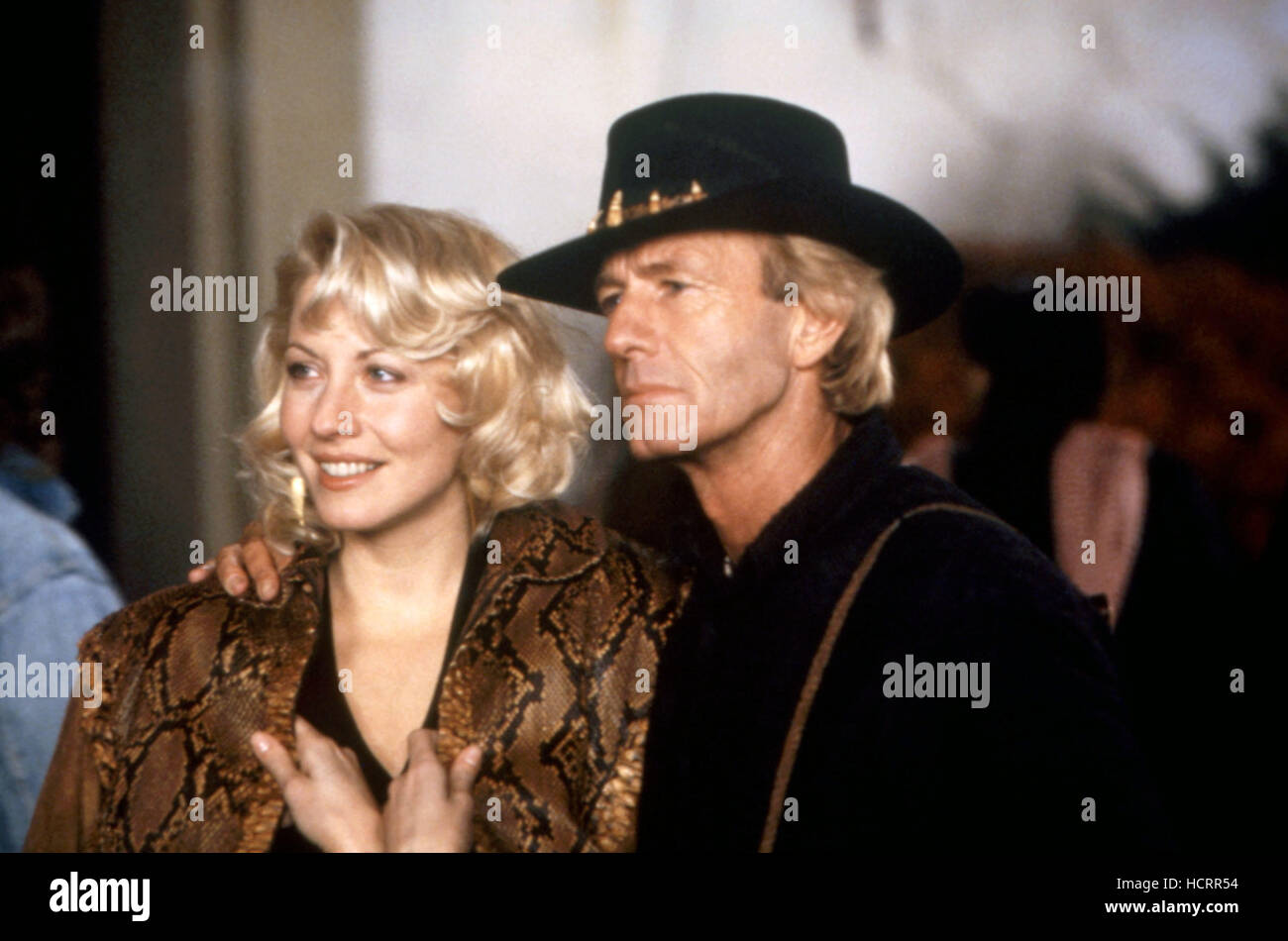 CROCODILE DUNDEE II, Linda Kozlowski, Paul Hogan, 1988. ©Paramount ...