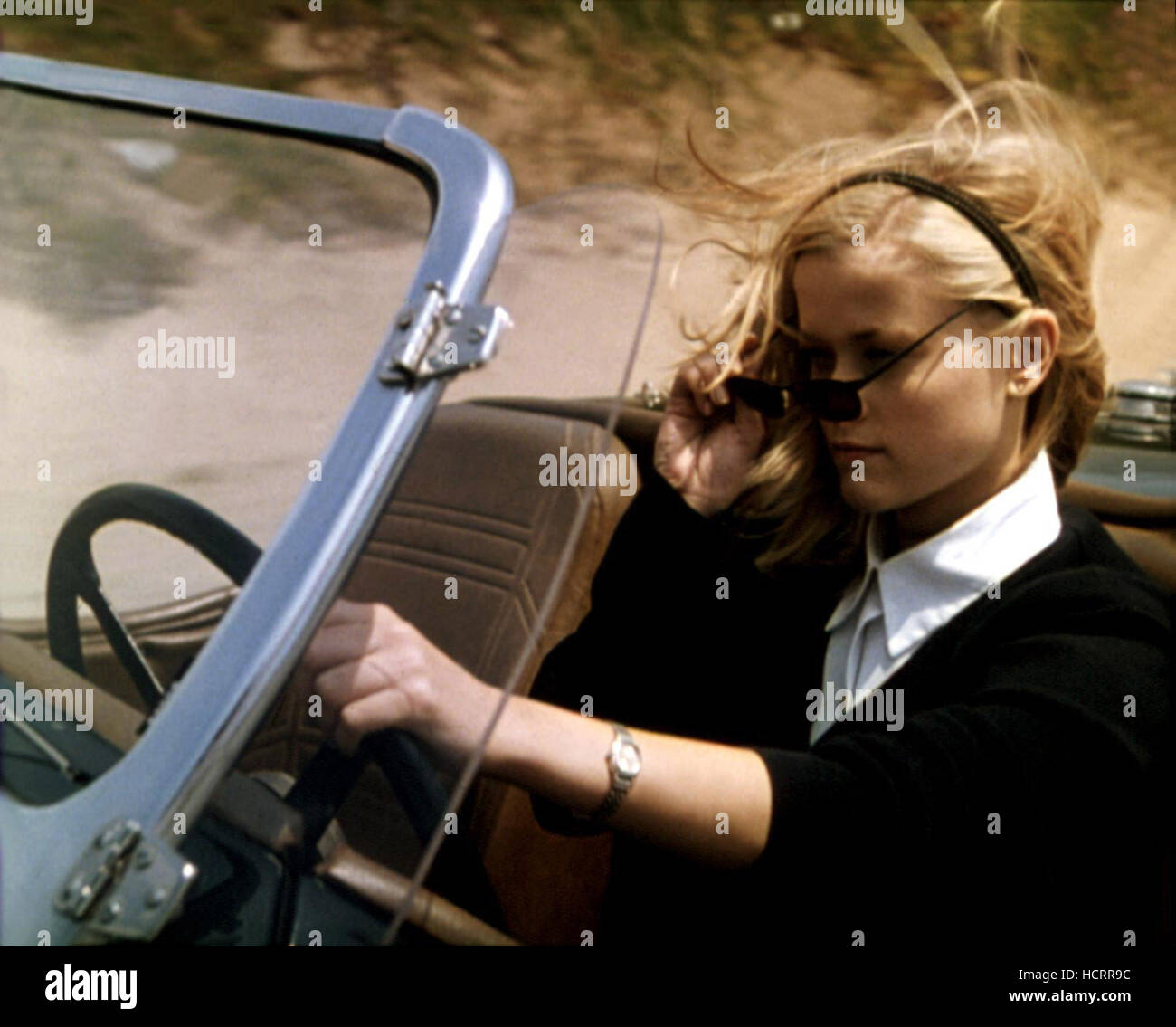CRUEL INTENTIONS, Reese Witherspoon driving, 1999 Stock Photo - Alamy