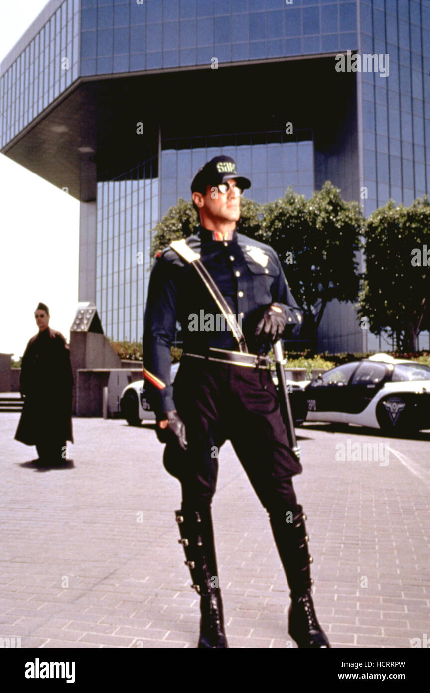 Demolition man 1993 sylvester stallone hi-res stock photography and ...