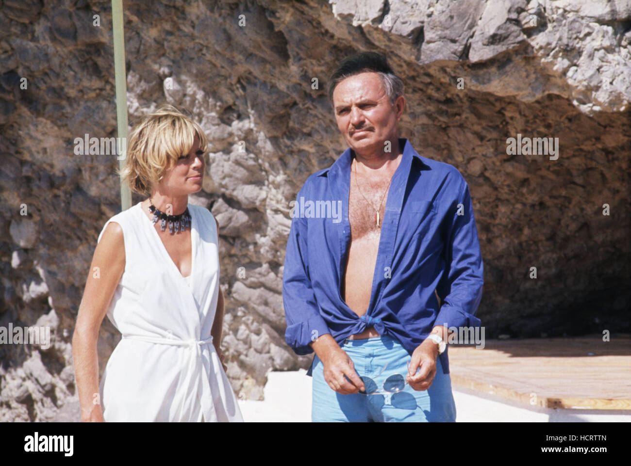 DUFFY, from left: Susannah York, James Mason, 1968 Stock Photo - Alamy