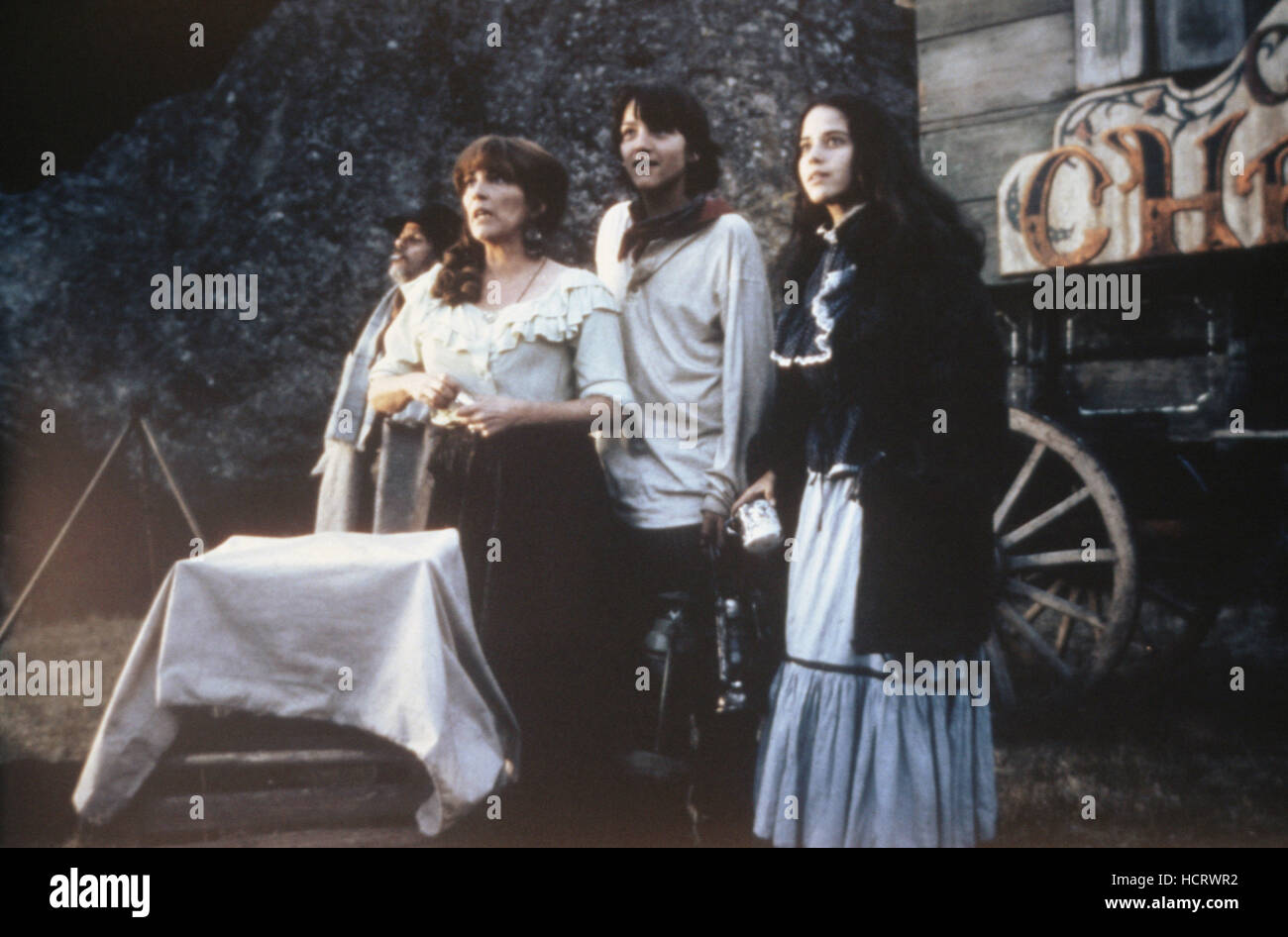 EL COMETA, Ana Claudia Talancon (front), 1999, © Columbia/courtesy ...