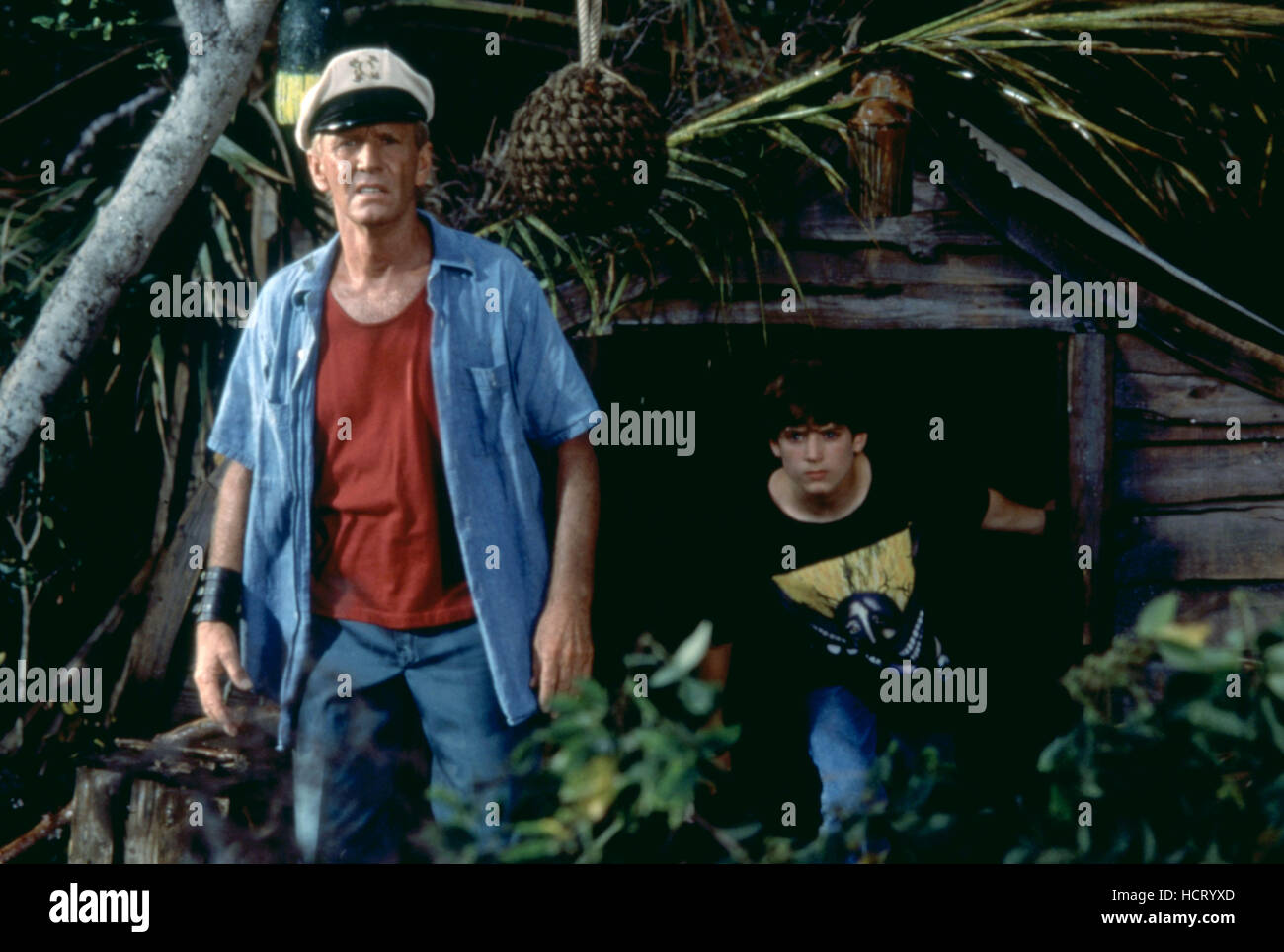 FLIPPER, Paul Hogan, Elijah Wood, 1996. ©Universal/courtesy Everett ...