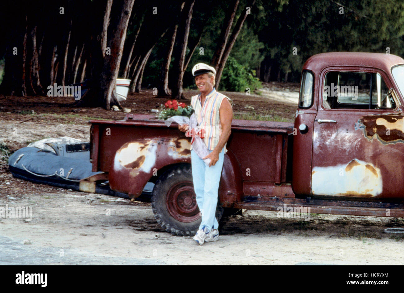 FLIPPER, Paul Hogan, 1996. Ph: John Bramley/©Universal/Courtesy Everett ...