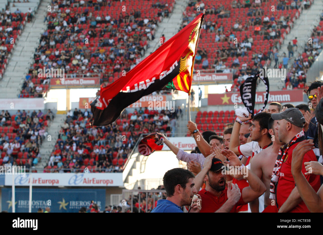 Sunday sport hi-res stock photography and images - Alamy