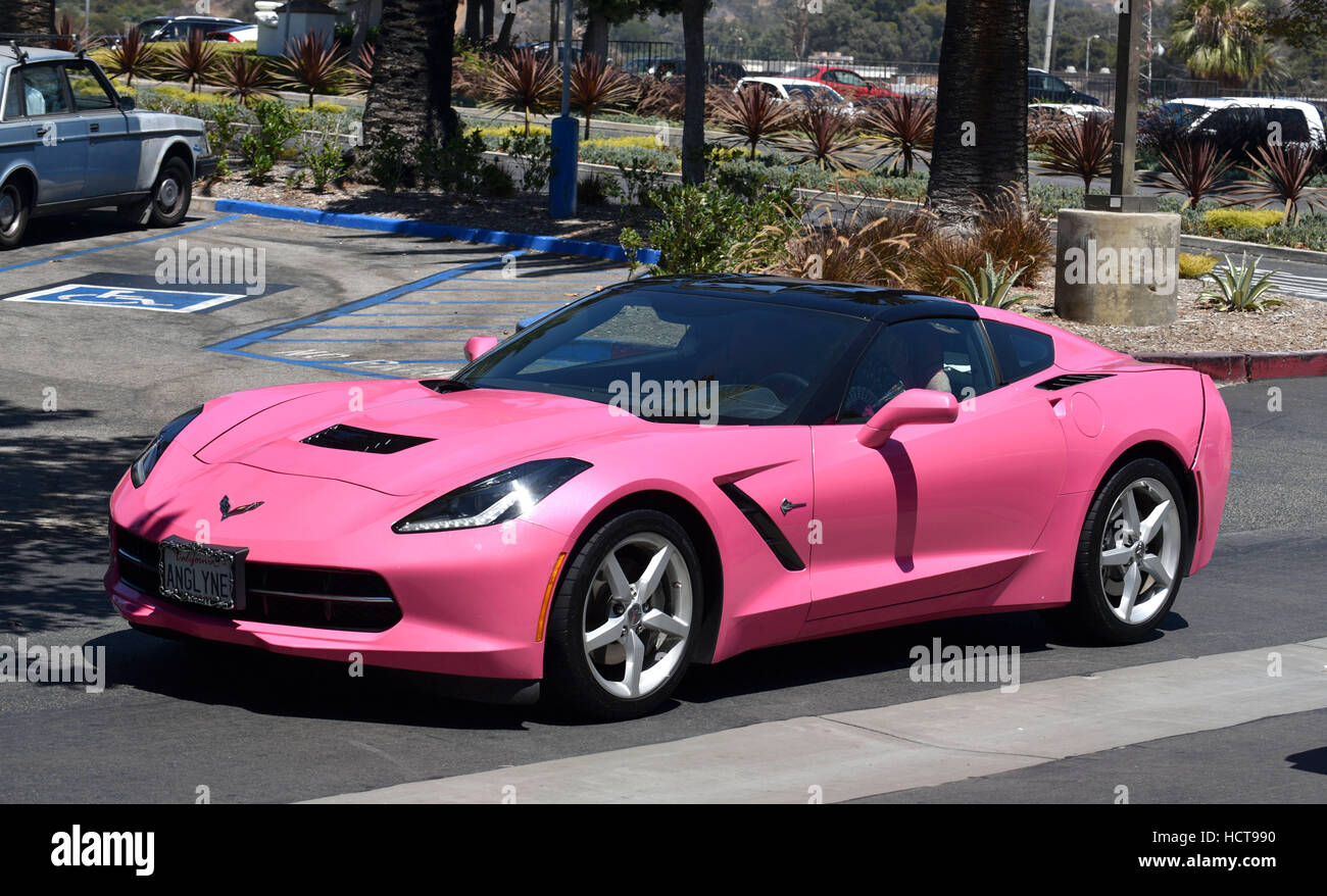 Corvette 2022 Pink