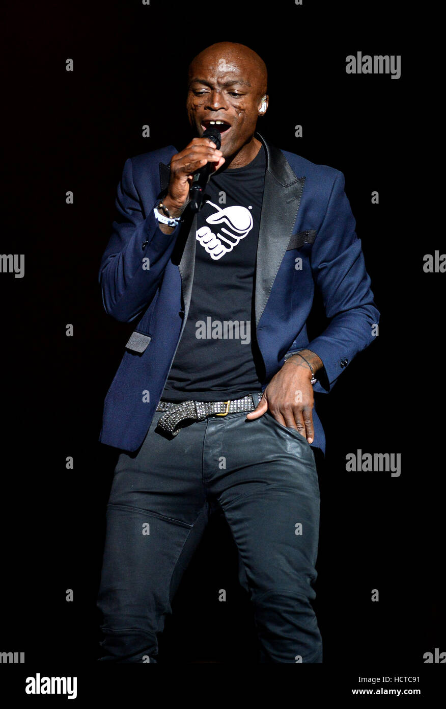Seal performs onstage at Hard Rock Live! in the Seminole Hard Rock ...