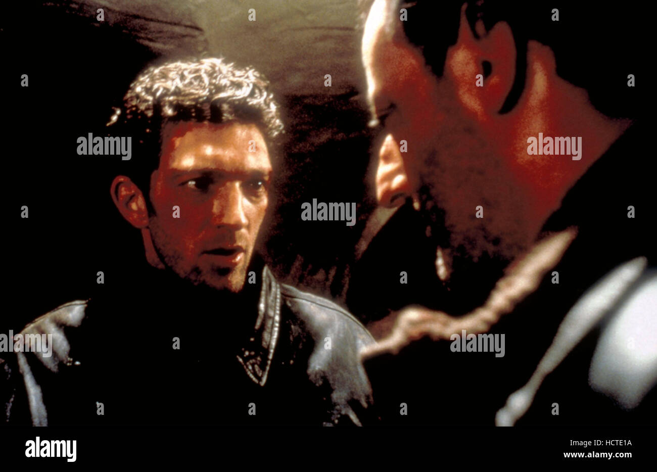 CRIMSON RIVERS, (aka LES RIVIERES POURPRES), Vincent Cassel, Jean Reno ...