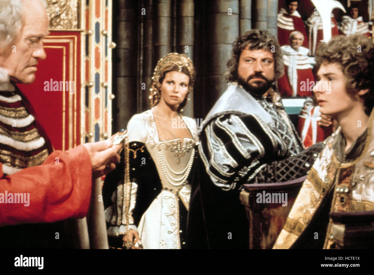 CROSSED SWORDS, Harry Andrews, Raquel Welch, Oliver Reed, Mark Lester ...