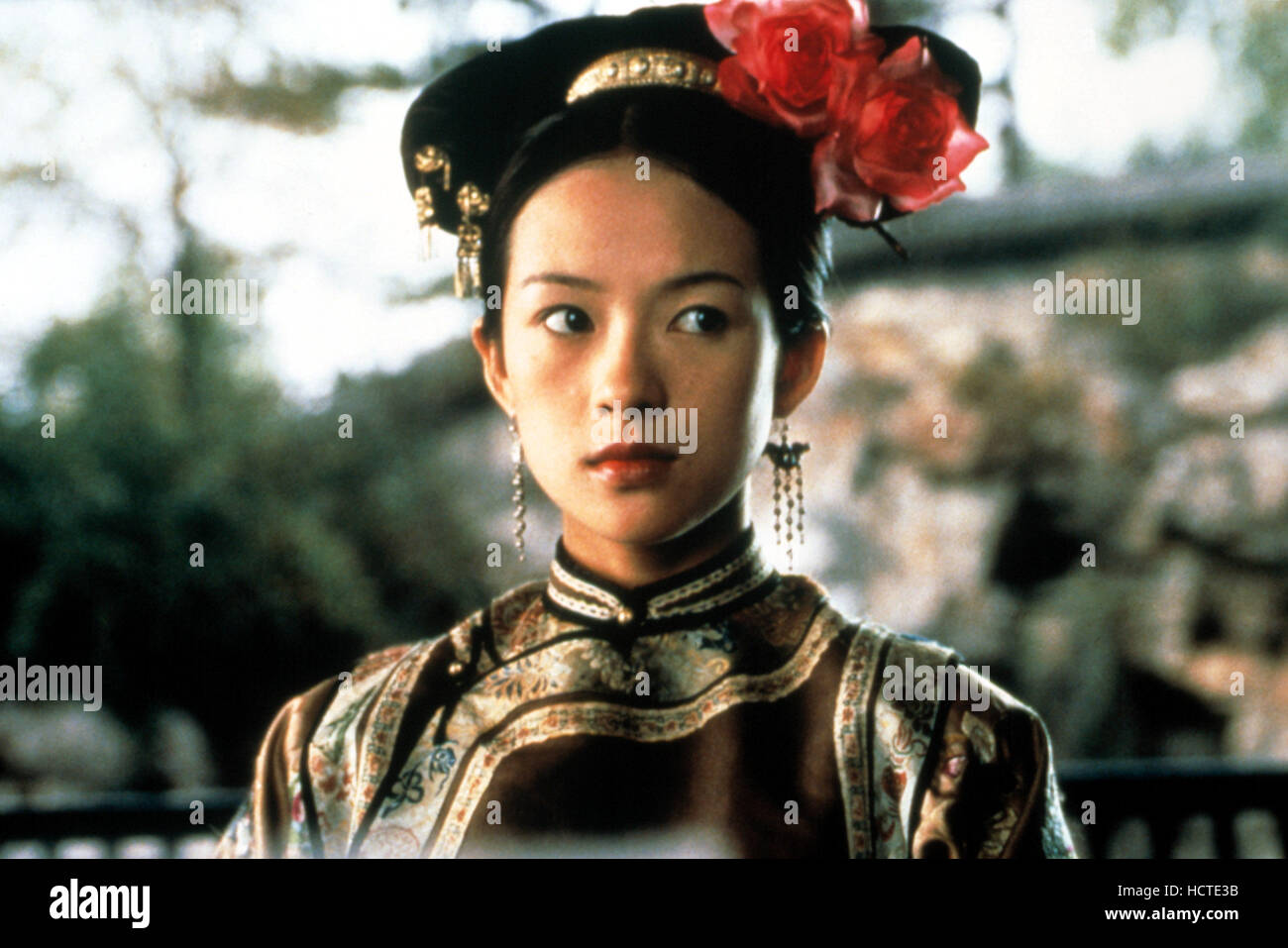 CROUCHING TIGER HIDDEN DRAGON, (aka WO HU CANG LONG), Zhang Ziyi, 2000 ...