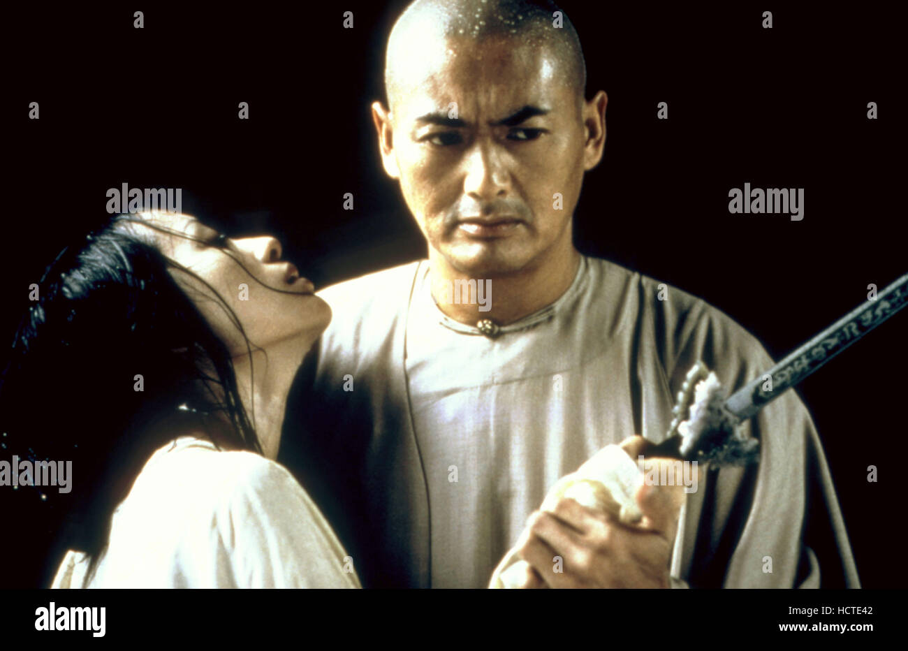 CROUCHING TIGER, HIDDEN DRAGON, (aka WO HU CANG LONG), Zhang Ziyi, Chow ...