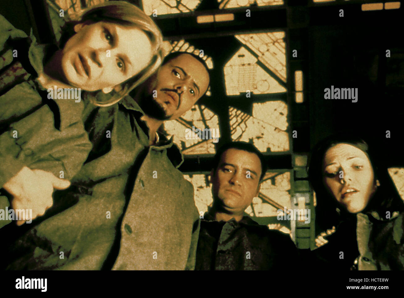 THE CUBE, Nicky Guadagni, Wayne Robson, David Hewlett, Nicole de Boer ...