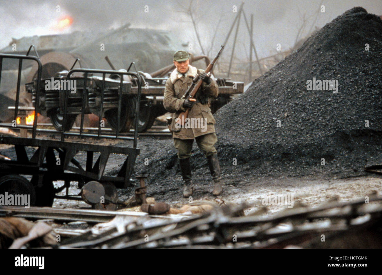 ENEMY AT THE GATES, Ed Harris, 2001 Stock Photo - Alamy