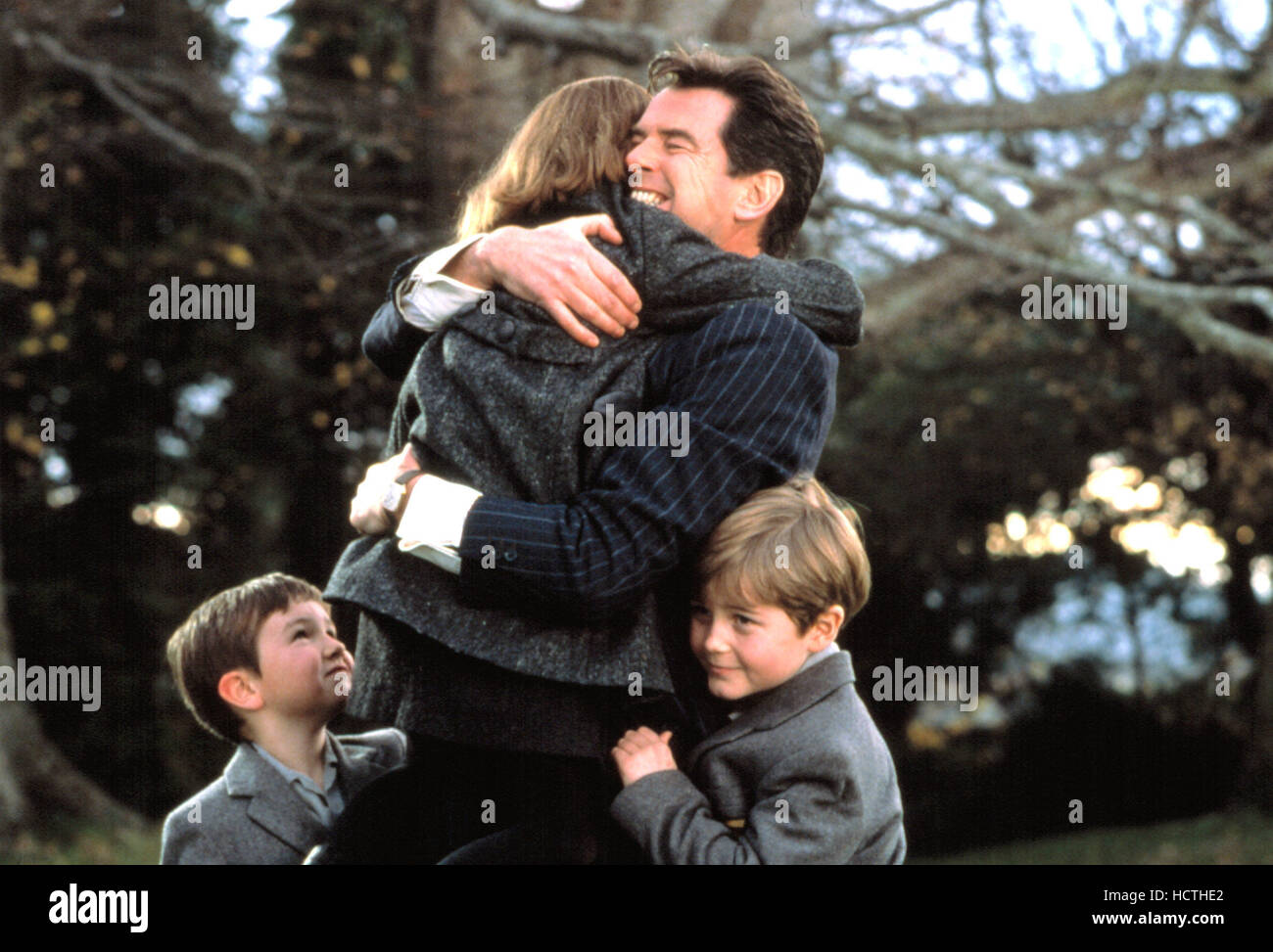 EVELYN, Niall Beagan, Sophie Vavasseur, Pierce Brosnan, Hugh McDonagh ...