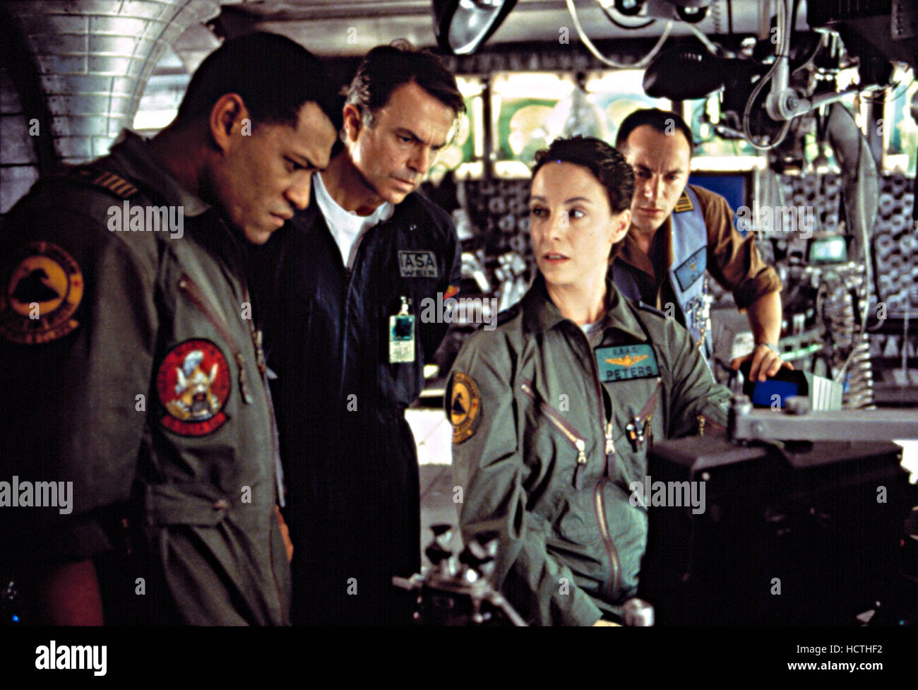 EVENT HORIZON, Laurence Fishburne, Sam Neill, Kathleen Quinlan, Jason ...