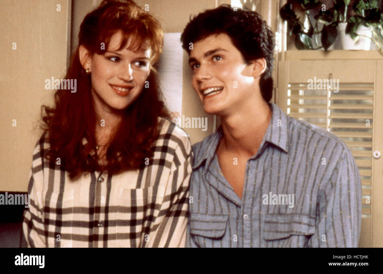 FOR KEEPS?, Molly Ringwald, Randall Batinkoff, 1988, (c)TriStar ...