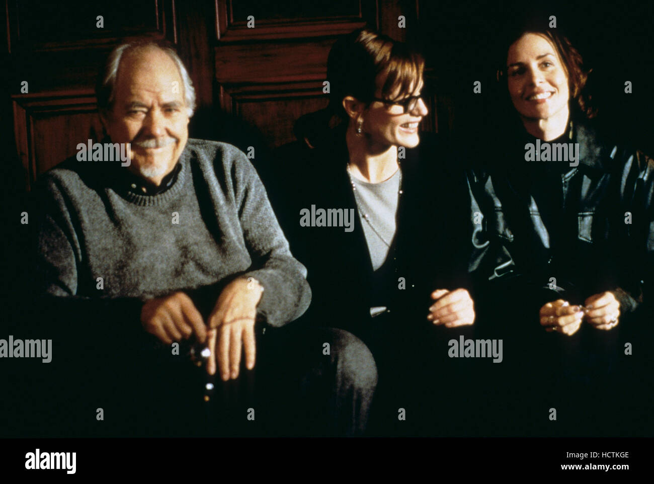 THE GINGERBREAD MAN, form left: director Robert Altman, Daryl Hannah ...