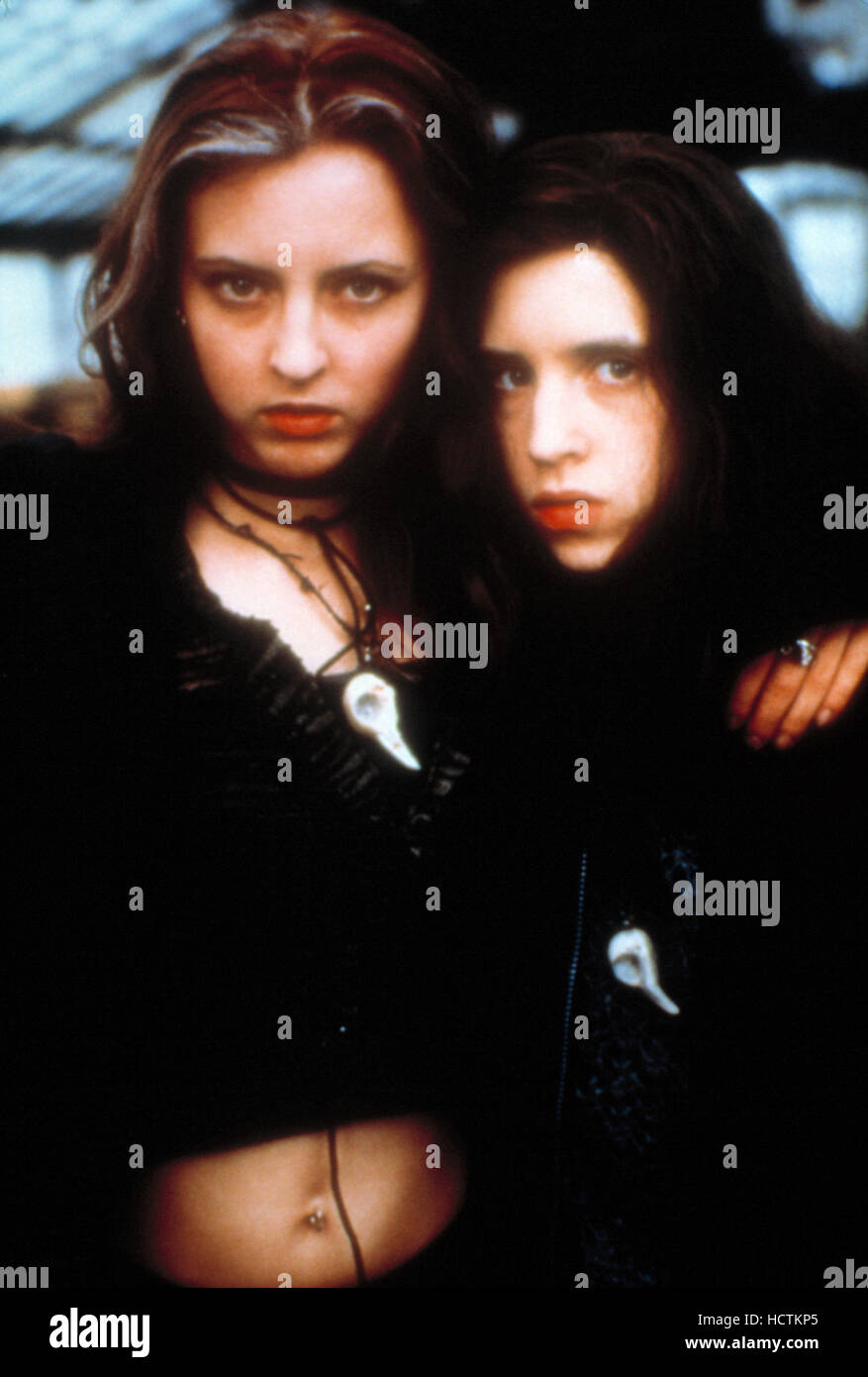 GINGER SNAPS, Katharine Isabelle, Emily Perkins, 2000. (c) Unapix ...