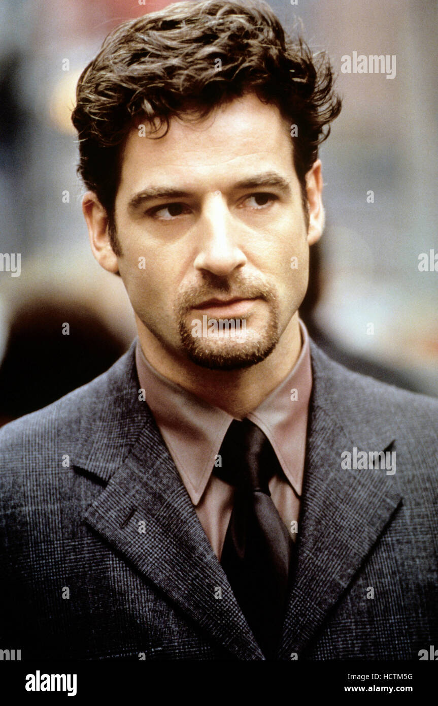GLORIA, Jeremy Northam, 1999. ©Columbia Pictures/courtesy Everett ...