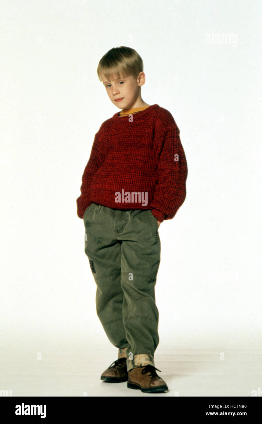 HOME ALONE, Macaulay Culkin, 1990. TM & Copyright (c) 20th Century Fox ...