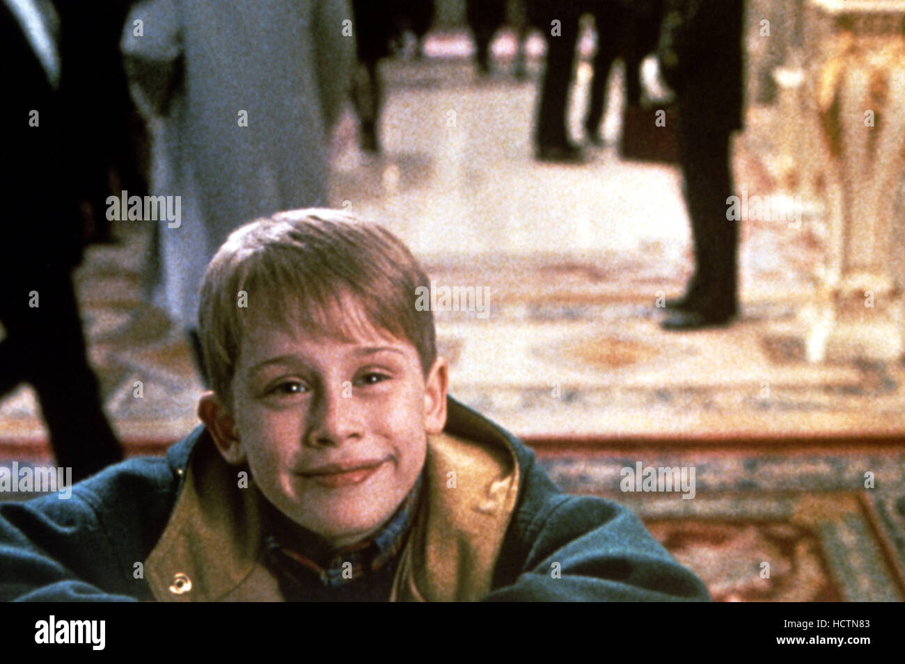 HOME ALONE 2, Macaulay Culkin, 1992, TM & Copyright (c) 20th Century ...
